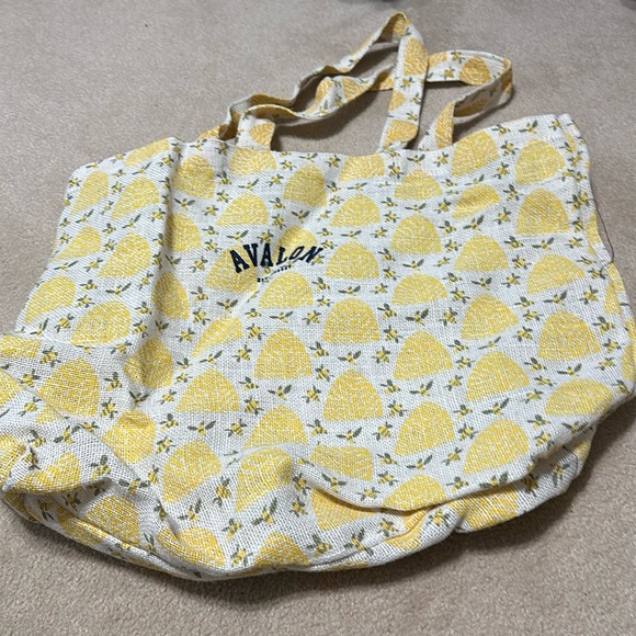 Bags | Avalon Tote With Bee Print | Poshmark